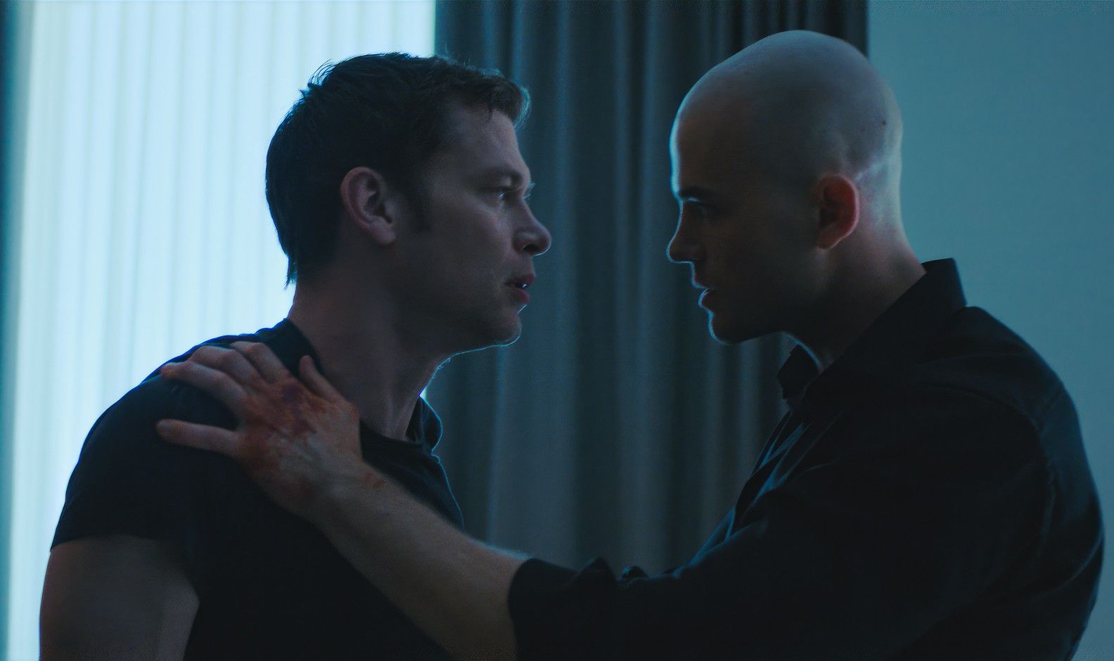 Foto de Joseph Morgan - Titanes : Foto Joshua Orpin, Joseph Morgan ...