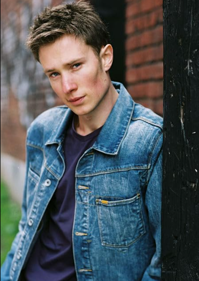 Darcy Cadman - SensaCine.com