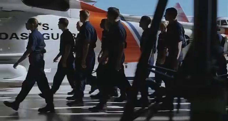 Tráiler de la película The Guardian (Guardianes de altamar) - The ...