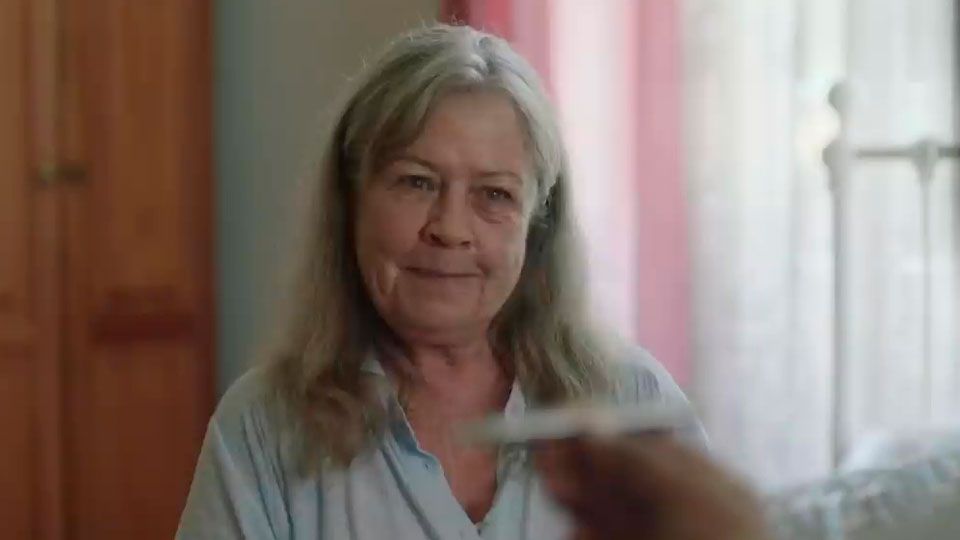 Tráiler de la película June Again - June Again Tráiler VO - SensaCine.com